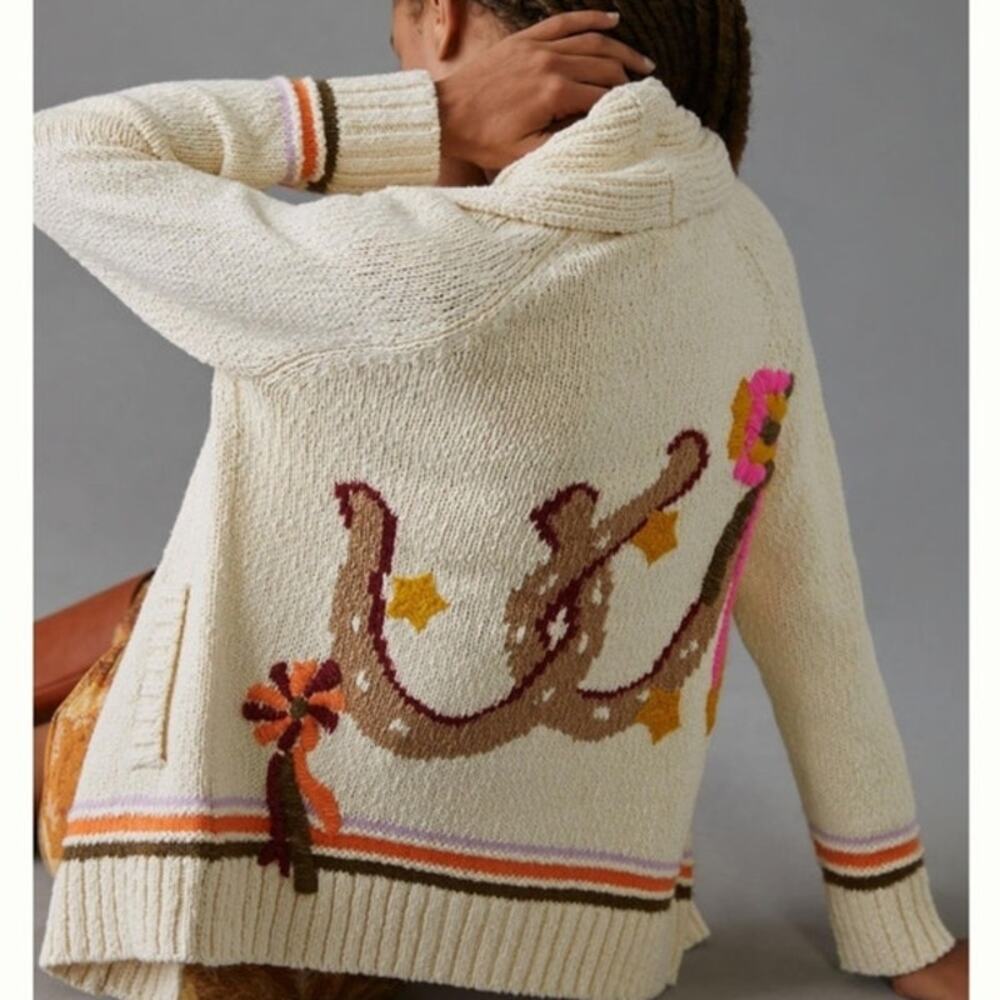 Anthropologie Maeve Horseshoe and flowers grandpa car… - Gem